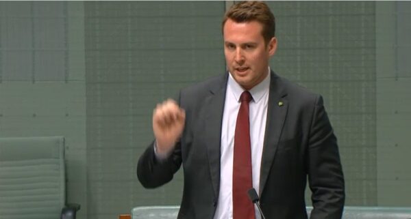 Gordon Reid speaks against Bill to renew NT alcohol ban | ESG News